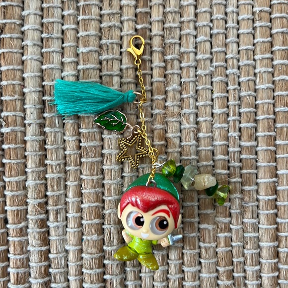 Disney | Accessories | Disney Doorable Peter Pan Peter Adventure Leaf ...
